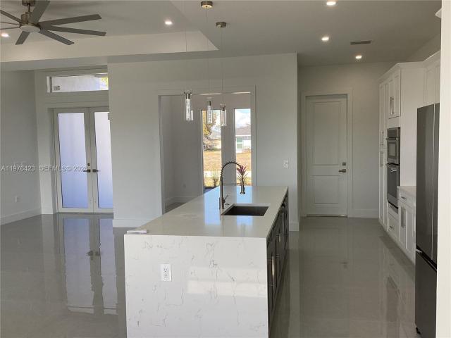 1120 NE 32nd Ln, Cape Coral, FL 33909 | MLS #A11976