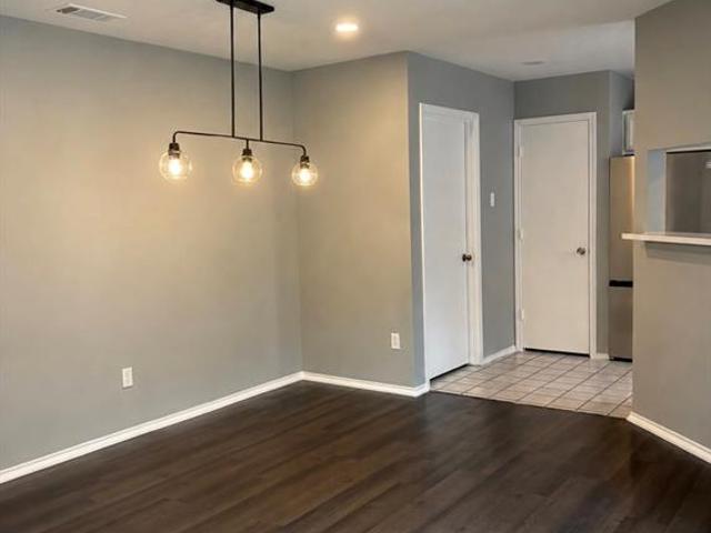 1120 Old Barn Lane