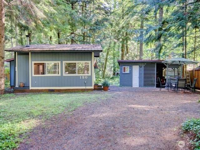 1120 Alder Ln, Maple Falls, WA 98266