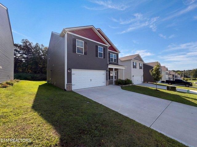 1120 Amber Vista Ln, Knoxville, TN 37914