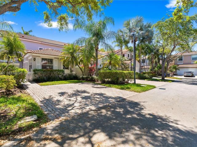1120 Canella Ln, Hollywood, FL 33019 | MLS #A11988