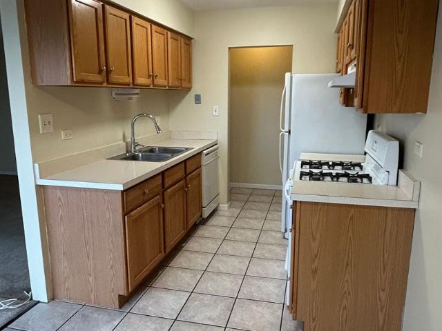 1120 Copperfield Lane # C