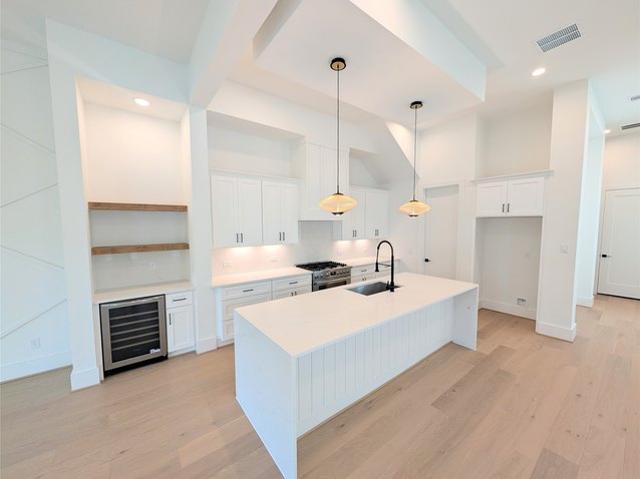 1120 E 26th St, Houston, TX 77009