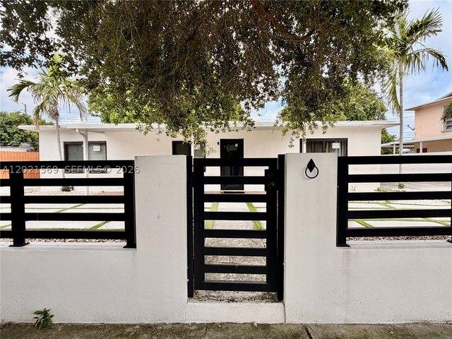 1120 E 6th Ct, Hialeah, FL 33010