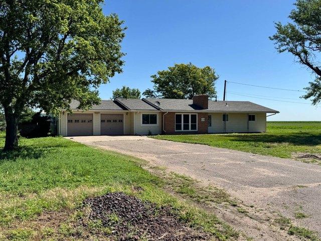 1120 E 8th St, Goodland, KS 67735