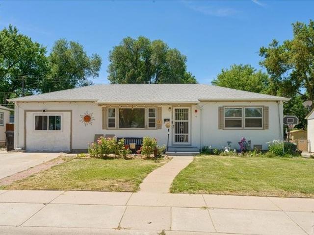1120 E Alexander Cir, Pueblo, CO 81001