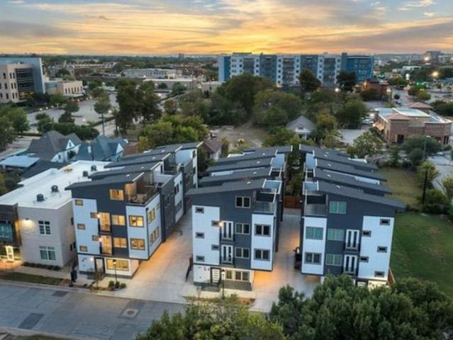 1120 Galveston Ave Unit 1, Fort Worth, TX 76104