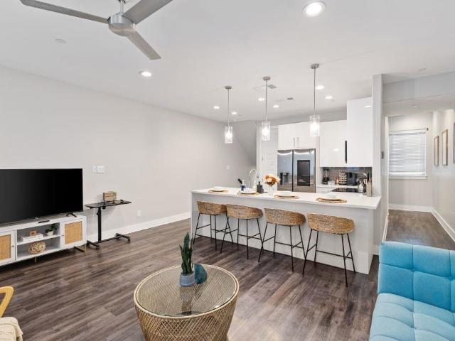 1120 Galveston Avenue # 1