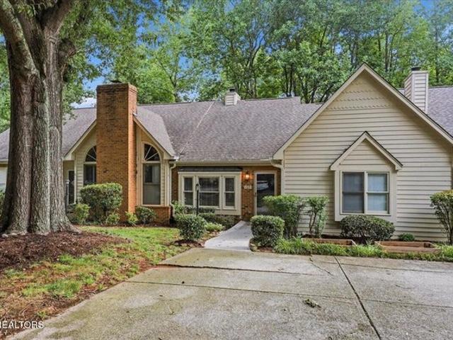 1120 Harrogate Dr, Knoxville, TN 37923