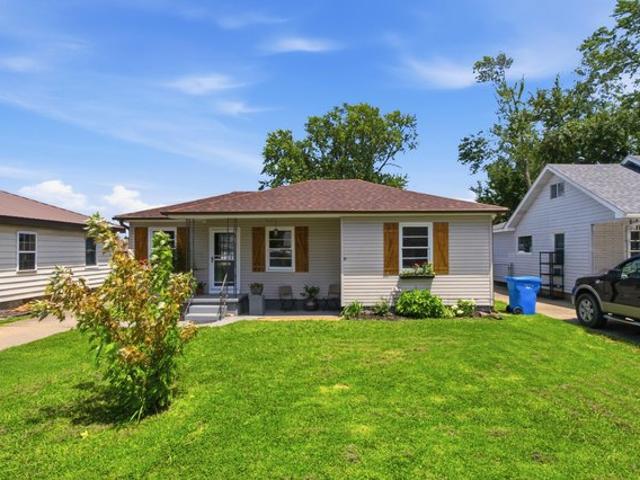 1120 J St NW, Miami, OK 74354
