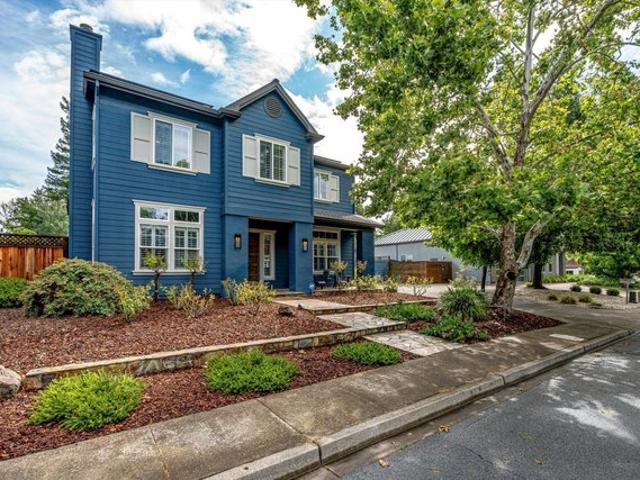 1120 Paulson Ct, Saint Helena, CA 94574