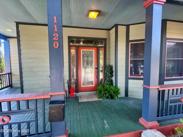1120 S 3rd Street