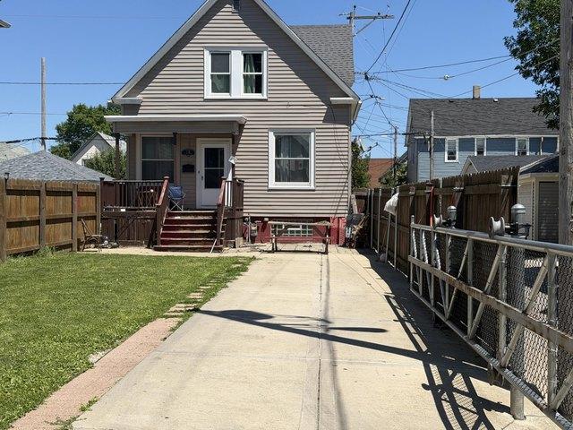 1120 S 32nd St, Milwaukee, WI 53215
