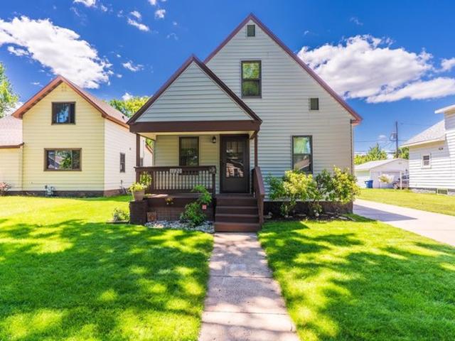1120 S 8th Ave, Wausau, WI 54401