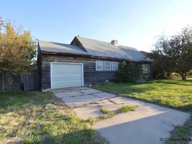 1120 Sanders Dr, Laramie, WY 82070