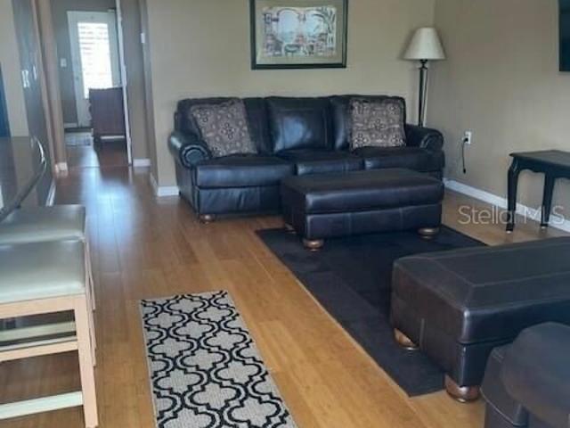 1120 th Avenue #202, Seminole, US, FL