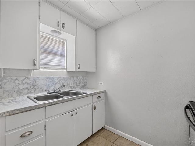 1120 Valley View Drive B2