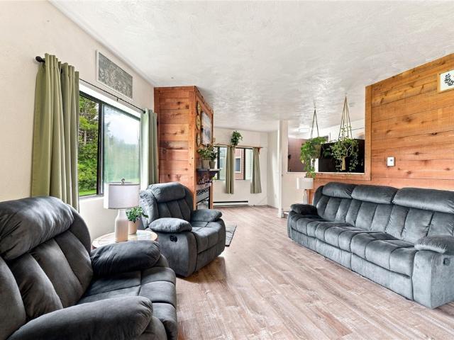 1120 Veech Lane