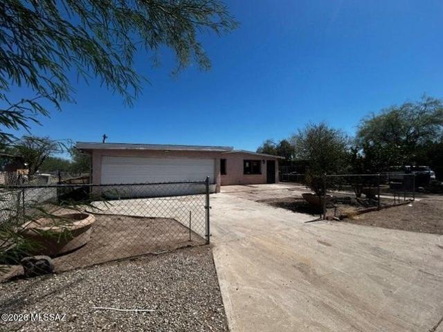 1120 W District St, Tucson, AZ 85714