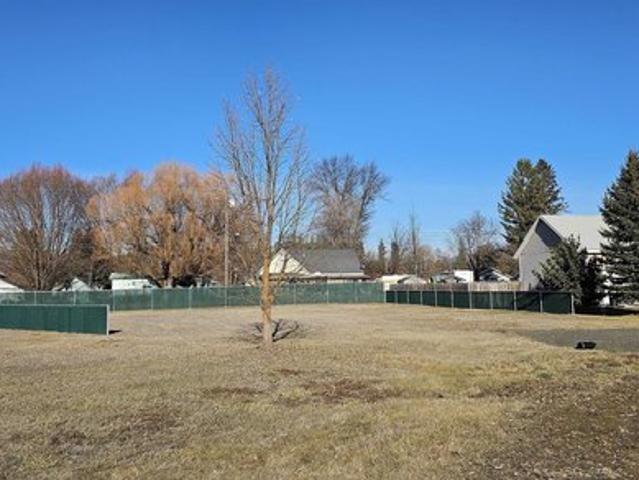 1120 W King St, Chewelah, WA 99109