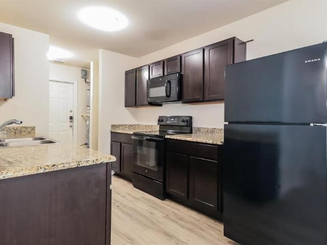 1120 W Owing Street