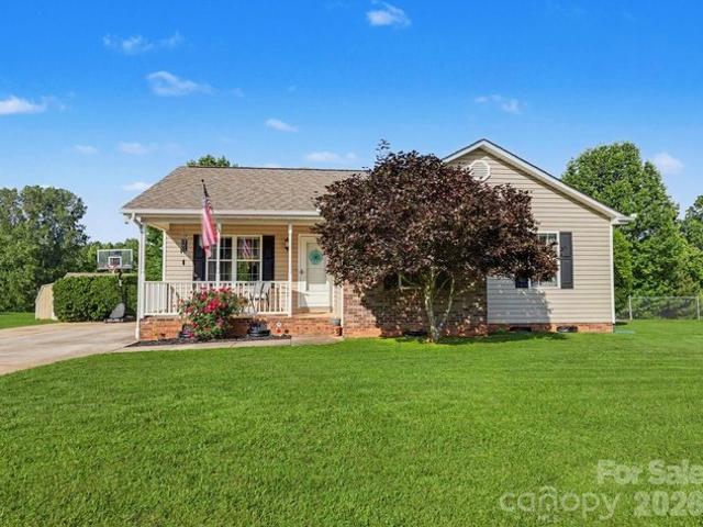 1120 W Stokes St, China Grove, NC 28023