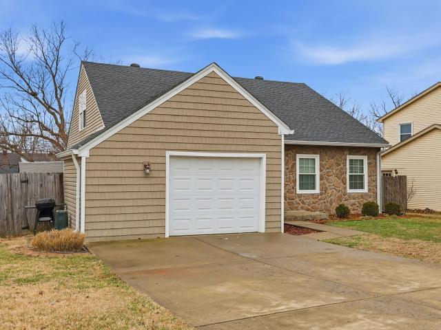 1120 Wood Ridge Road