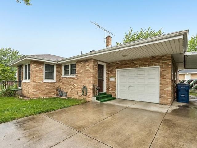 1120 11th St, North Chicago, IL 60064