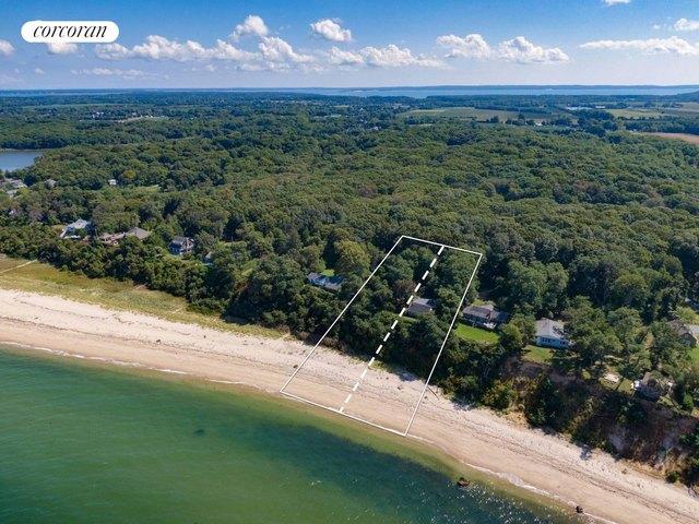 1120 1 Salt Marsh Ln, Peconic, NY 11958
