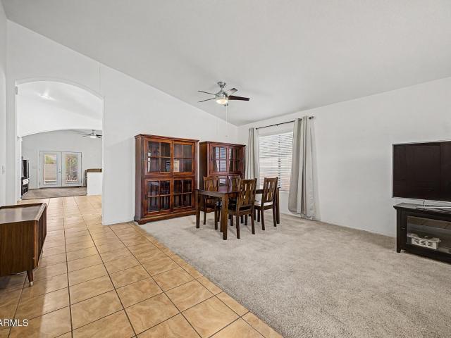 11213 W Vernon Avenue