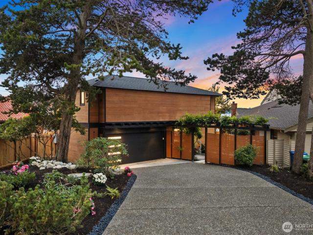11213 Arroyo Beach Place SW