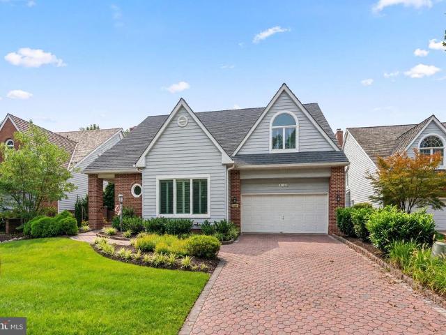 11210 Shadowmere Mews