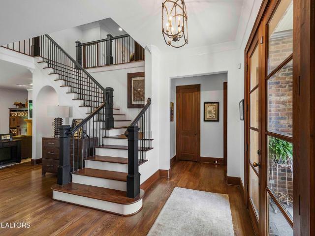 11211 Matthews Cove Lane, Knoxville, US, TN
