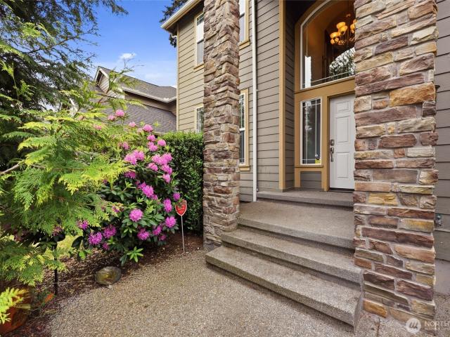 11212 th Ave Ct E