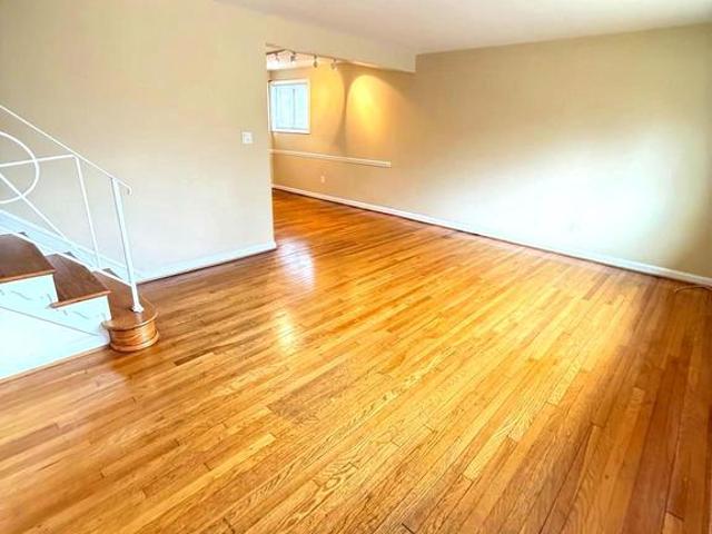 11212 Dewey Road