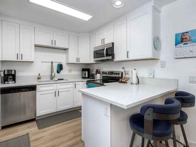 11217 Via Madonna, Santee, CA 92071