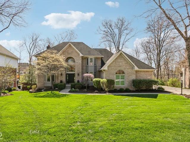 11217 Woods Bay Ln, Indianapolis, IN 46236
