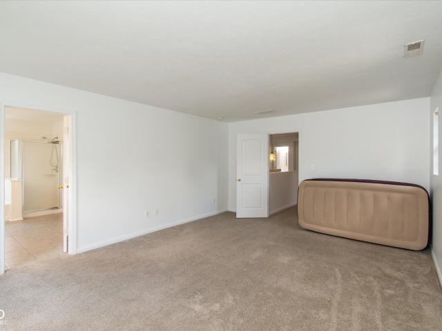 11217 Candice Dr, Fishers, IN 46038 | MLS #22112