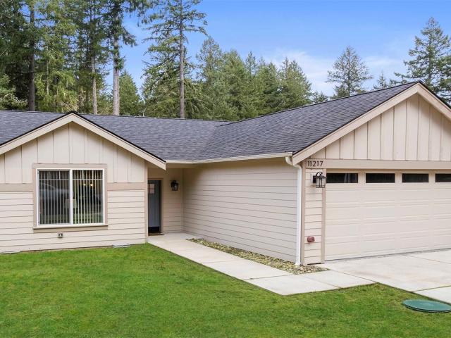11217 Country Club Pl, Anderson Island, WA 98303 | MLS #2488 | Compass