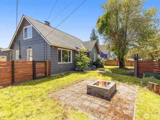 11214 Cornell Ave S, Seattle, WA 98178