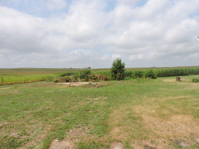 11214 Kimball Ave, Waterloo, IA 50701