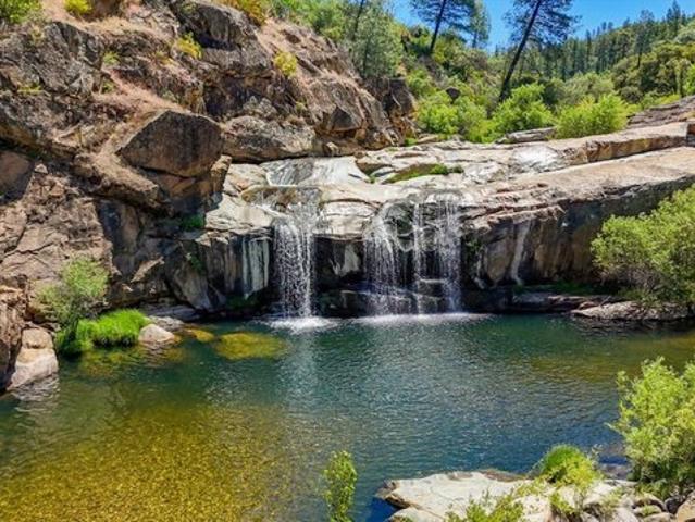 11215 Bonanza Way, Rough and Ready, CA 95975