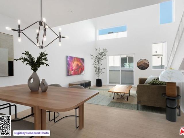 11218 W Lyon Ln Unit 12, North Hollywood, CA 91606