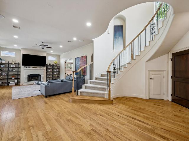 11218 French Oak Lane