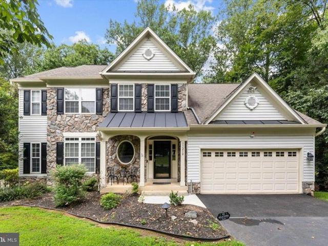11218 Stonebrook Dr, Manassas, VA 20112