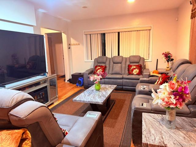 11219 th Street