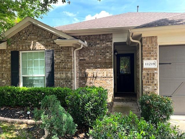 11219 English Rose Trail, Missouri City, TX 77459 | MLS #11688 | Compass