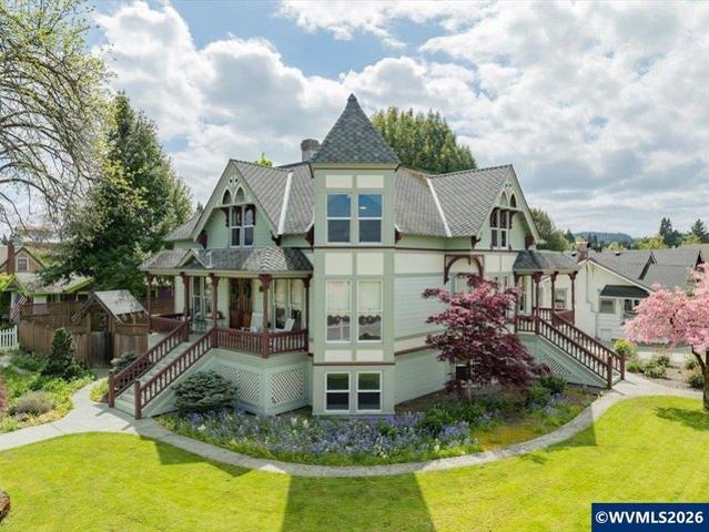 1121 Main St, Dallas, OR 97338