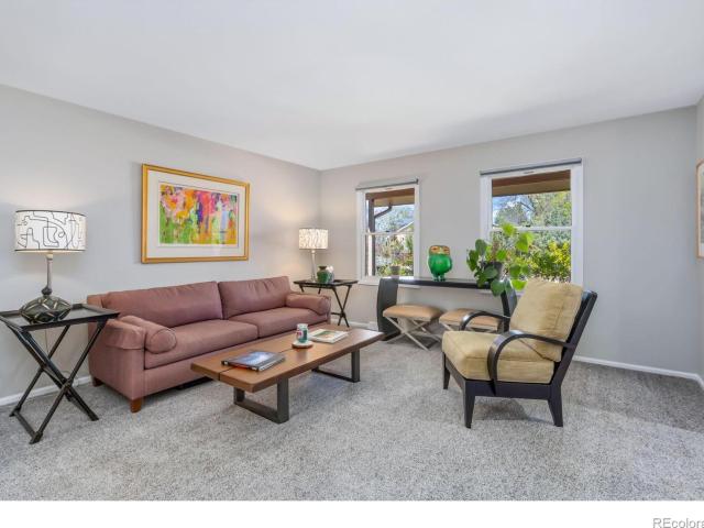 1121 Mansfield Drive