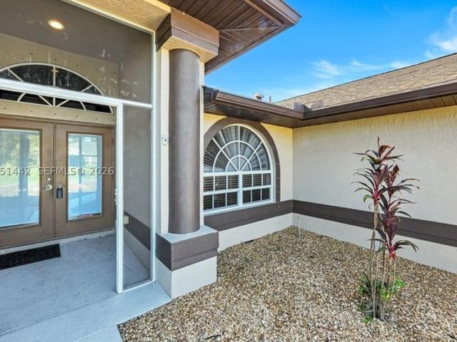1121 NW 27th Ave, Cape Coral, FL 33993